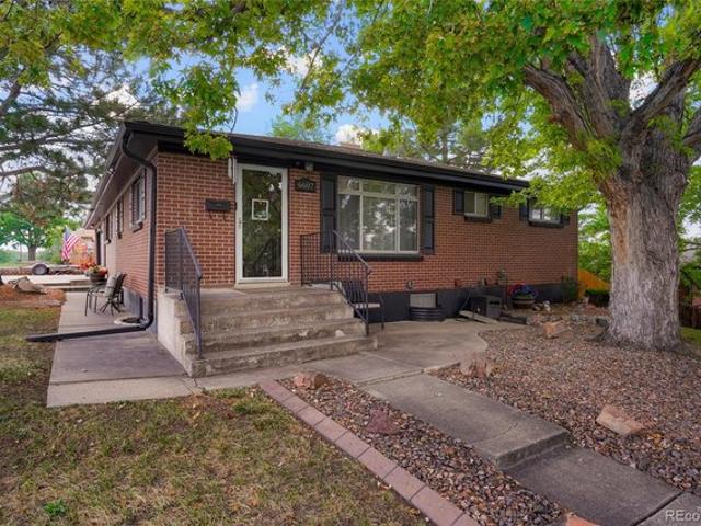 6607 Eaton St, Arvada, CO 80003