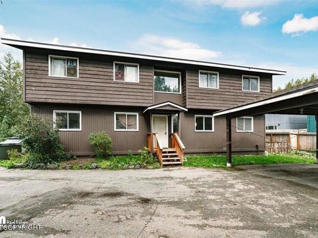 6607 Zurich St, Anchorage, AK 99507
