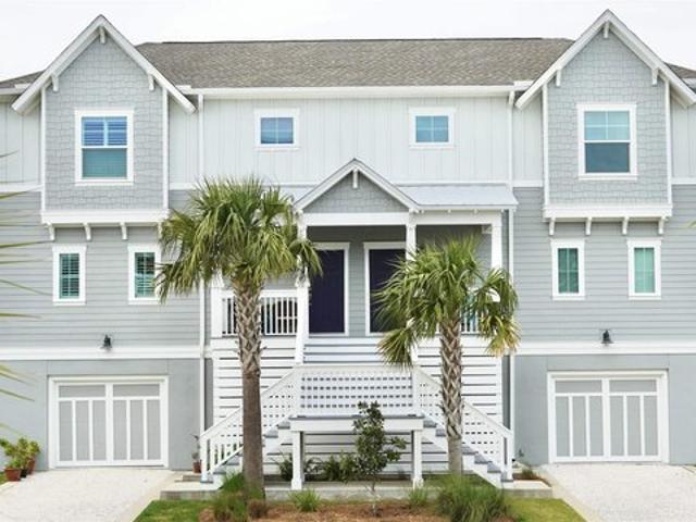 6608 Carlinga Dr, Pensacola, FL 32507
