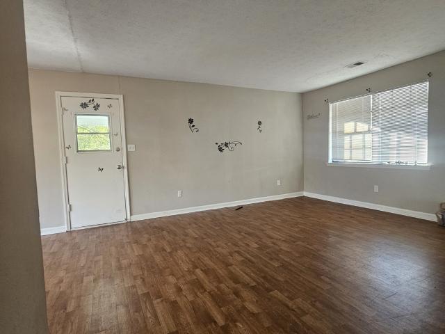 6608 King George Way