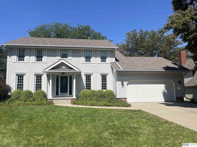 6608 S 107th St, Omaha, NE 68127