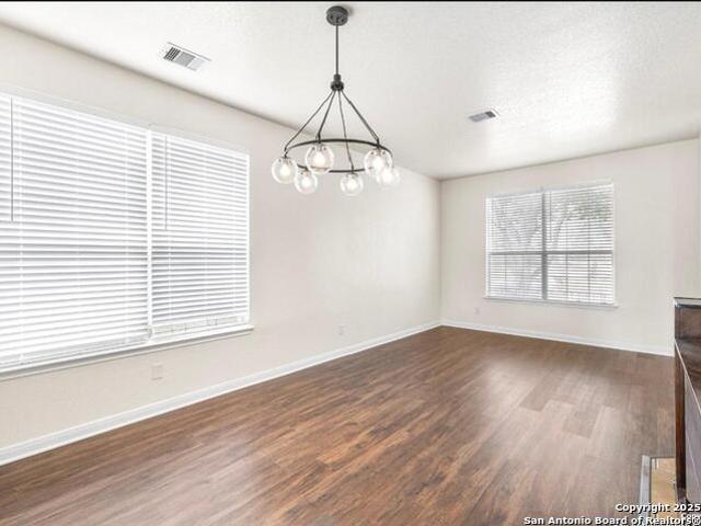 6608 Woodbell