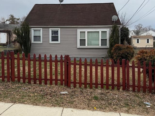 6609 Patterson St, Riverdale, MD 20737 | MLS #MDPG2193