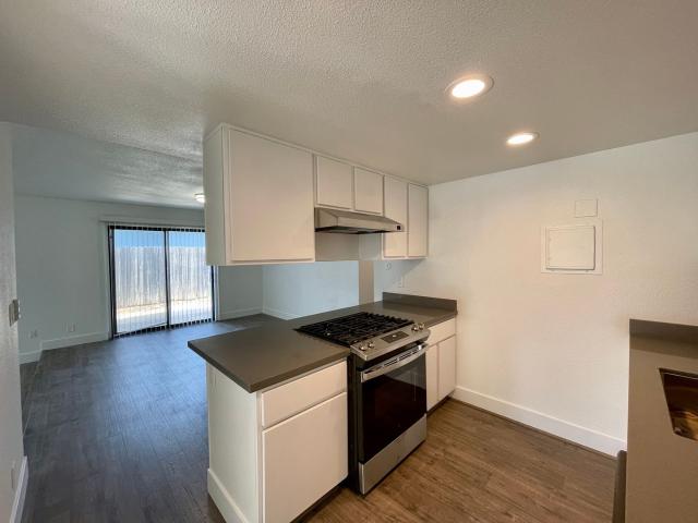 6609 6611 50th St