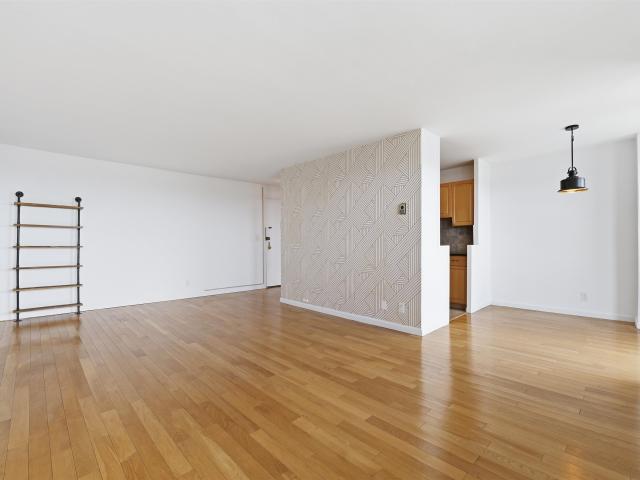 6600 Blvd East # 22F