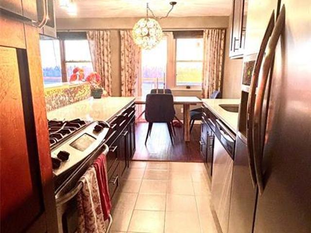 6600 Boulevard East # 10N