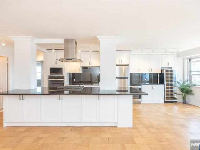6600 JFK Blvd E # 19L