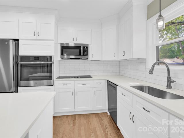 6600 Knightswood Dr, Charlotte, NC 28226 | MLS #4249