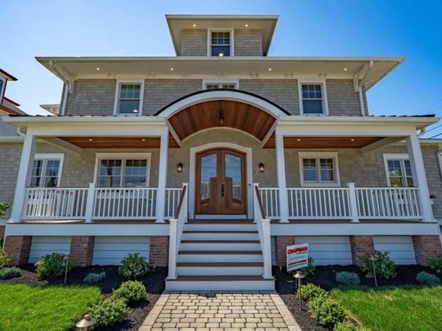 6600 Pacific Ave, Wildwood Crest, NJ 08260