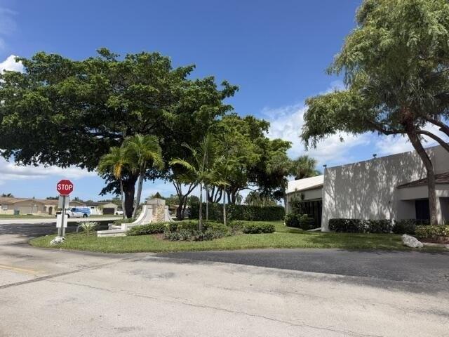 6600 Royal Palm Blvd Unit 215B, Margate, FL 33063