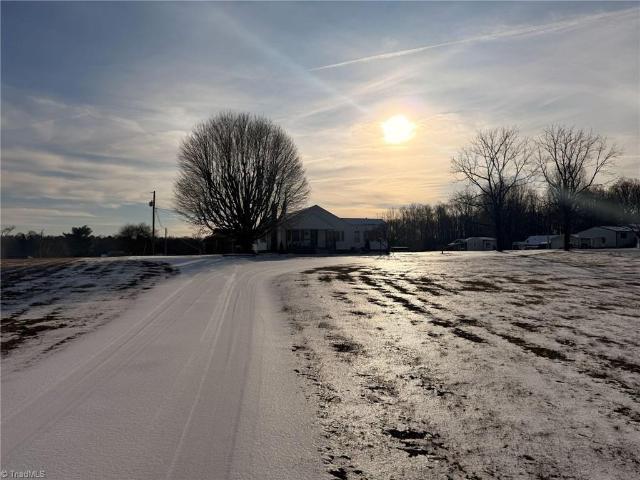 6600 Windsor Rd, Hamptonville, NC 27020 | MLS #1206 | Compass