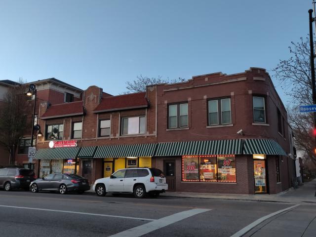 6600 04 W Roosevelt Rd W, Oak Park, IL 60304 | MLS #12210 | Compass