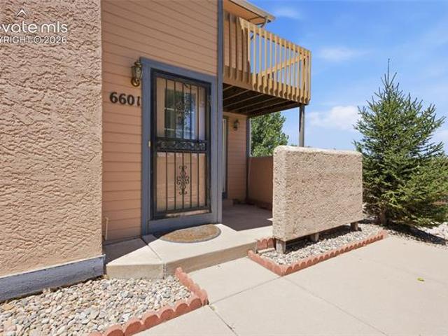 6601 Bobtail Drive