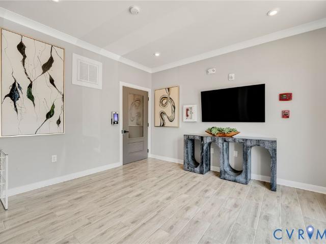 6601 Citory Way 204