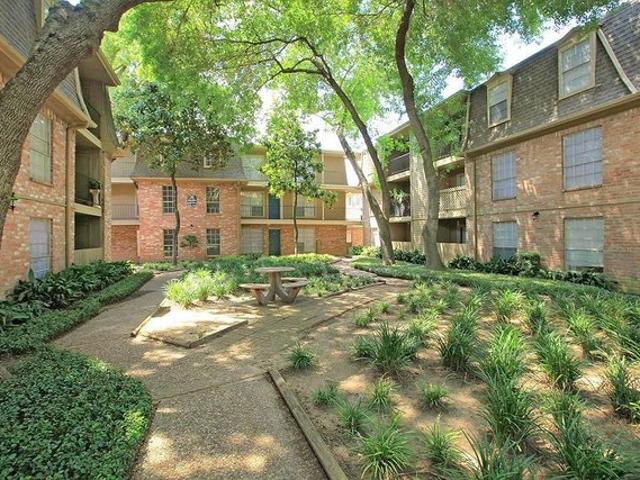 6601 Dunlap St, Houston, TX 77074