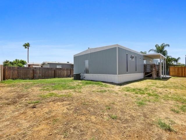 6601 Eucalyptus Dr Spc 220, Bakersfield, CA 93306