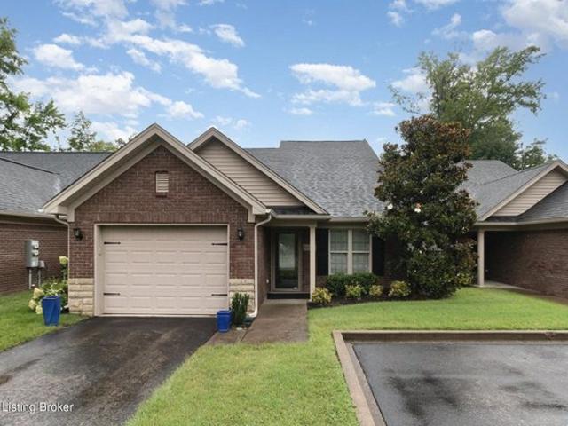 6601 Renate Rd, Louisville, KY 40291