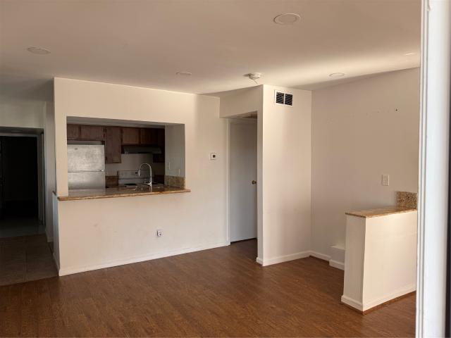 6601 Sands Point Drive 41