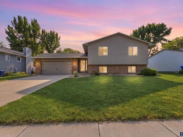 6601 W 32nd St, Sioux Falls, SD 57106