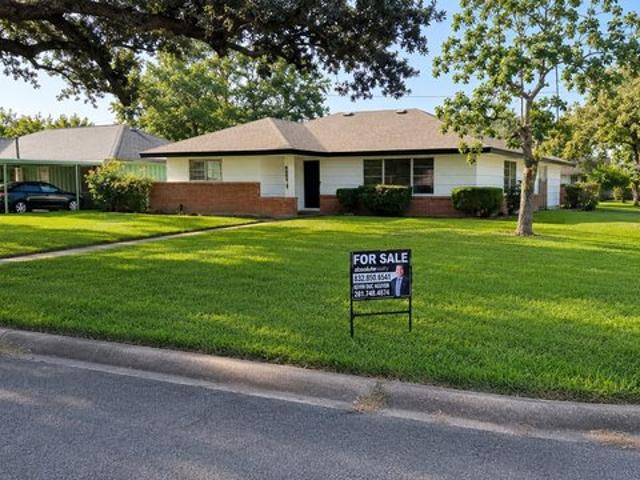 6602 Reed Rd, Houston, TX 77087