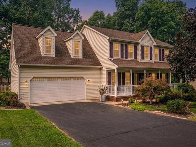 6602 Willow Pond Dr, Fredericksburg, VA 22407