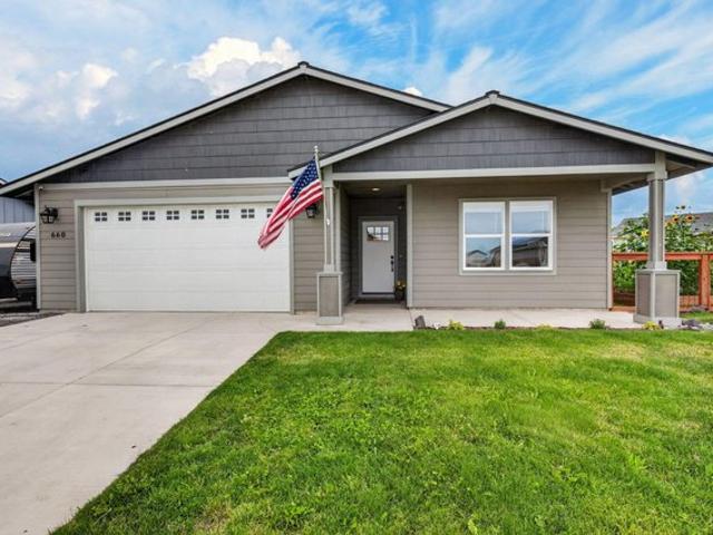660 A St, Culver, OR 97734