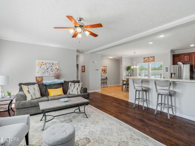 660 Alexis Lane