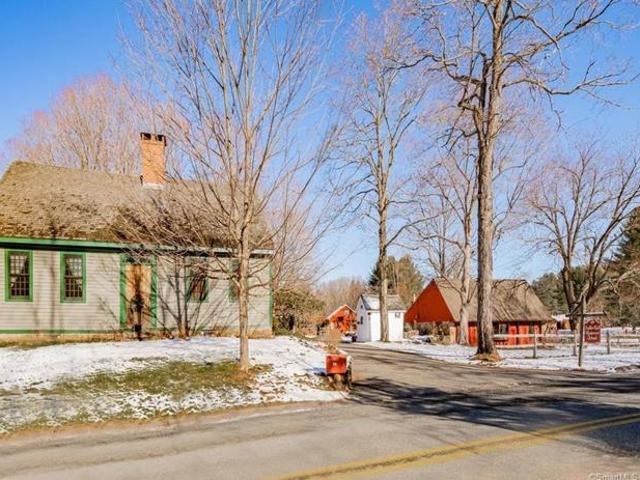660 Boulder Rd, Cheshire, CT 06410