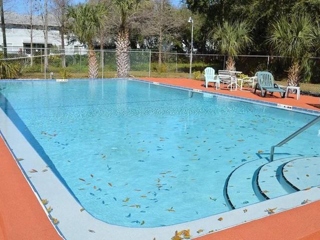 660 Beltrees St, Dunedin, FL 34698