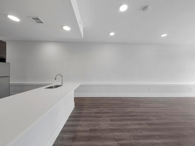 660 Grand St Unit# 401, Jc, Bergen lafayett, US, NJ