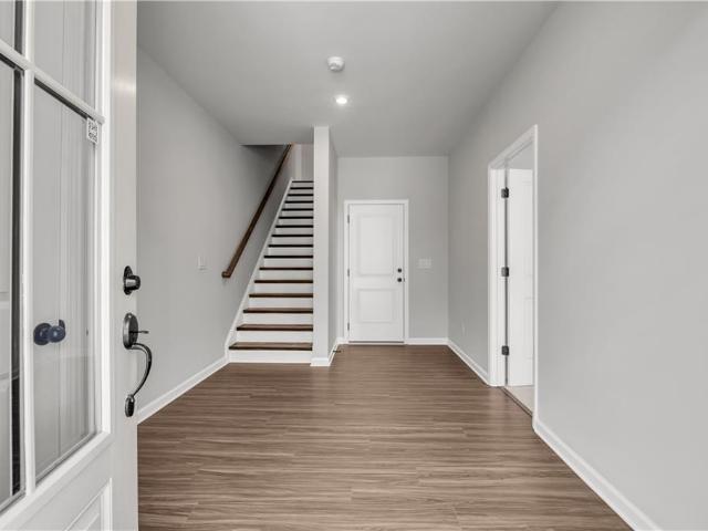 660 Devon Aly, Acworth, GA 30102 | MLS #7760 | Compass