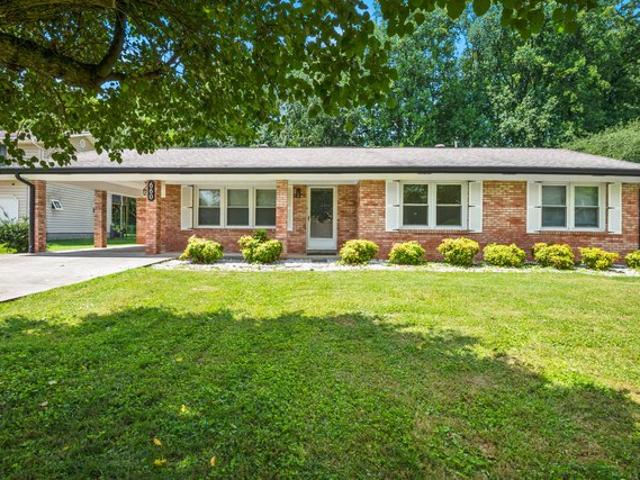 660 Oaklawn Cir, Corbin, KY 40701