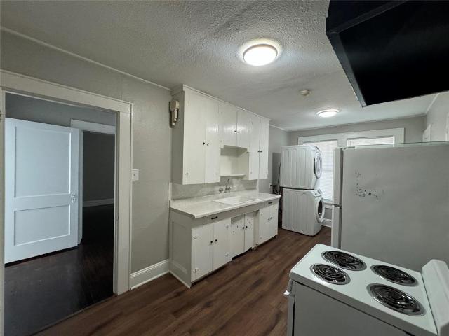 660 Ockley Drive # 7