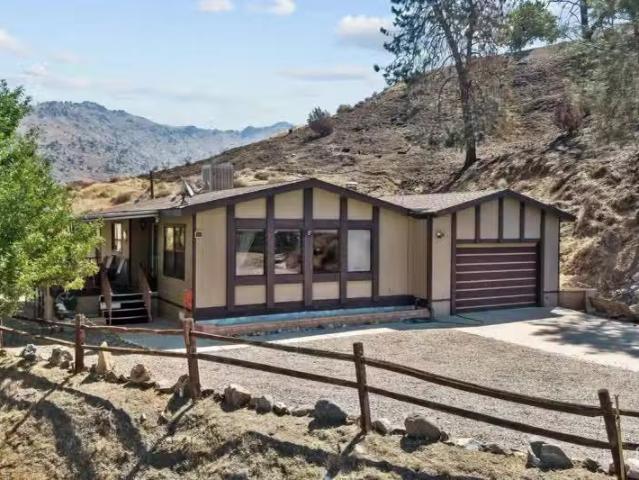660 LAUREL DR, BODFISH, CA 93205 Single Family Residence For S.
