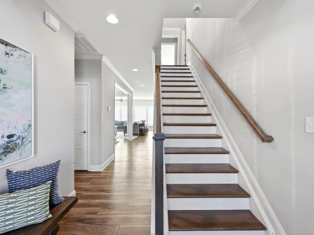 660 Snowy Egret Way