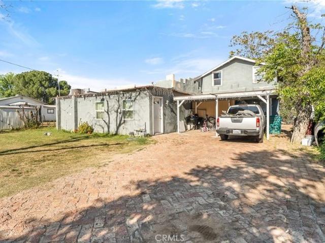 660 Pennsylvania Ave, Beaumont, CA 92223