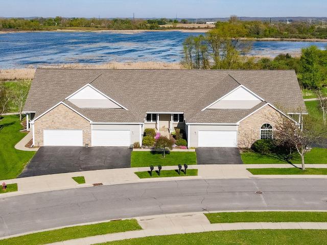 660 Waters Edge Dr, Unit 6
