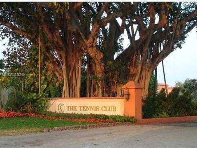 660 Tennis Club Dr Apt 101, Fort Lauderdale, FL 33311