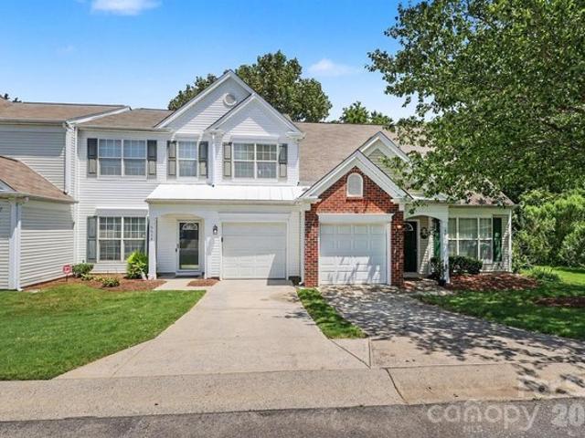 6614 Beverly Springs Dr, Charlotte, NC 28270