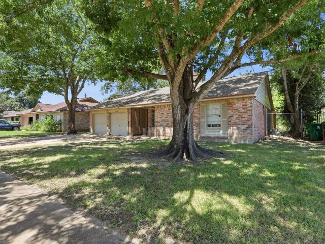 6614 Indian Lake Drive