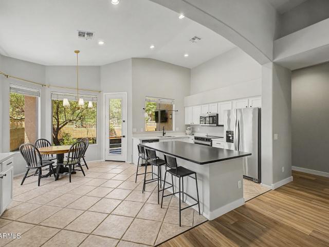 6614 W Tether Trail