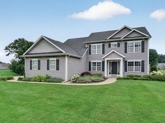 66155 Blackberry Rd, Edwardsburg, MI 49112