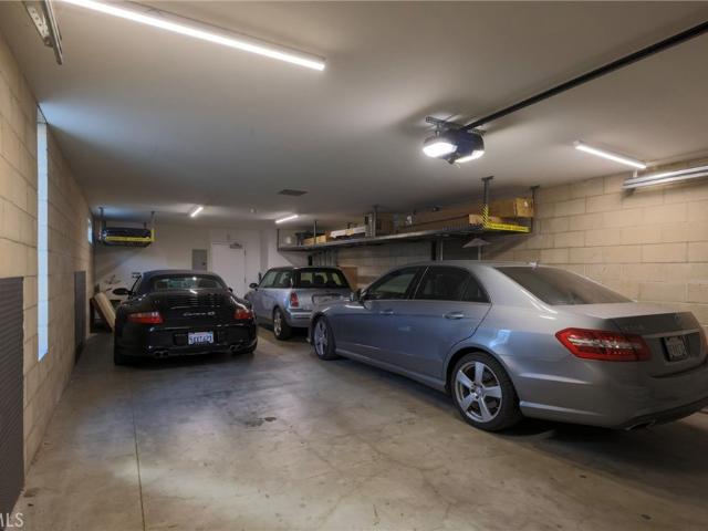 6615 Melrose Ave 1