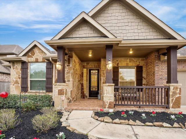 6615 Cottonwood Crest Ln, Katy, TX 77493 | MLS #20400 | Compass