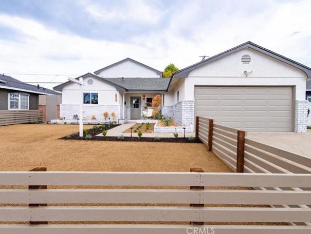 6615 E Wardlow Rd, Long Beach, CA 90808
