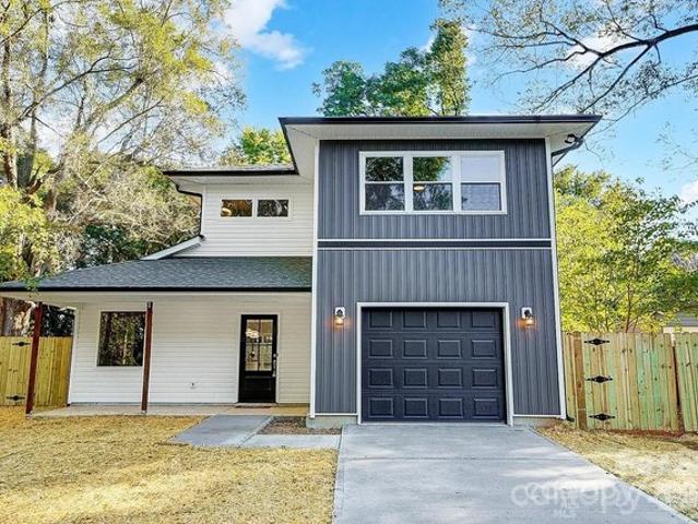 6615 Rockwell Blvd W, Charlotte, NC 28269