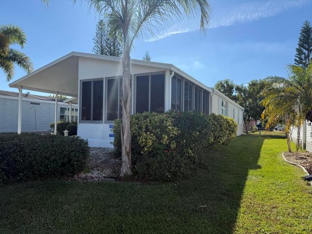 6615 Spanish Lakes Blvd, Fort Pierce, FL 34951 | MLS #R11145