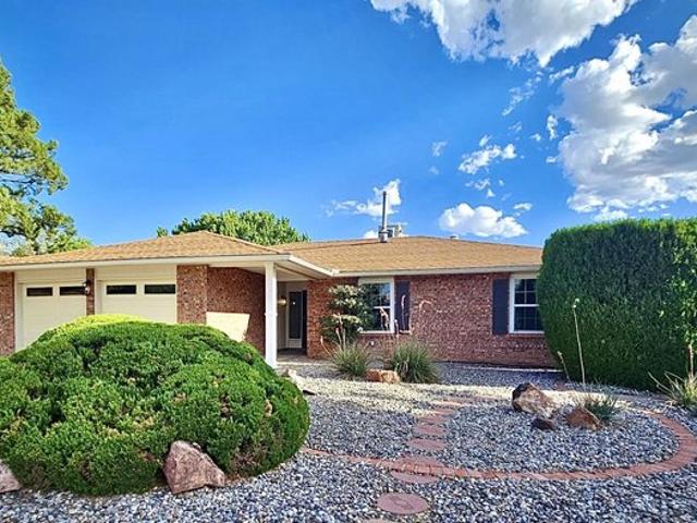6616 Orphelia Ave NE, Albuquerque, NM 87109