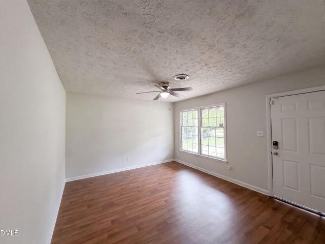 6616 Amanda Circle