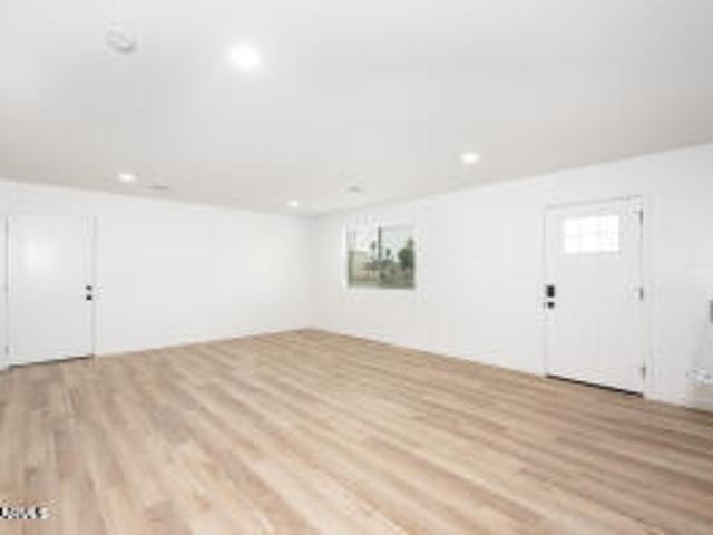6616 S 22nd Pl, Phoenix, AZ 85042 | Compass